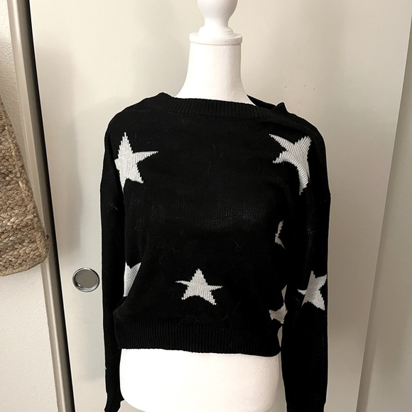 Sweaters | Black And White Stars Sweater | Poshmark